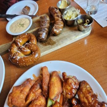 COOPER MOUNTAIN ALE WORKS - Updated May 2024 - 71 Photos & 72 Reviews ...