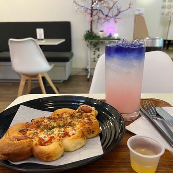 ONE BITE CAFE - Updated September 2024 - 264 Photos & 93 Reviews - 1026 ...