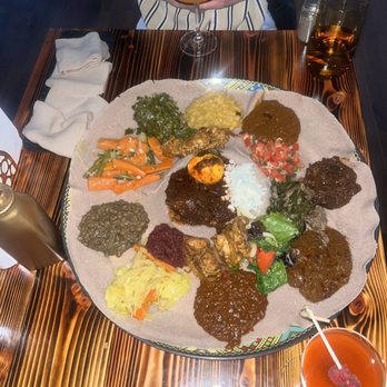 EATOPIA EATERY - Updated October 2024 - 55 Photos & 13 Reviews - 1301 U ...