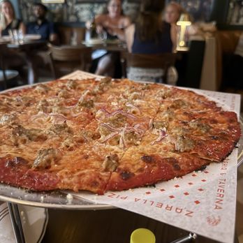 ZARELLA PIZZERIA & TAVERNA - Updated September 2025 - 317 Photos & 126 ...