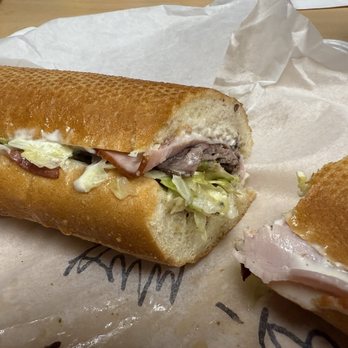 TUBS GOURMET SUBS - Updated October 2025 - 101 Photos & 107 Reviews ...