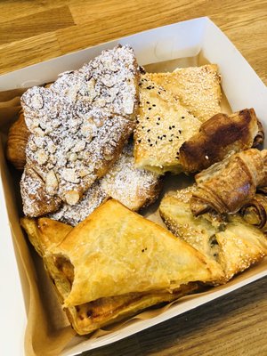 LIOR THE BAKER - 122 Photos & 128 Reviews - 10953 N Frank Lloyd Wright ...