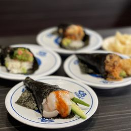 KURA REVOLVING SUSHI BAR - Updated December 2025 - 1807 Photos & 740 ...