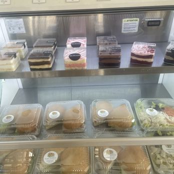 MR BAKER BAKERY & CAFE - Updated April 2025 - 970 Photos & 727 Reviews ...