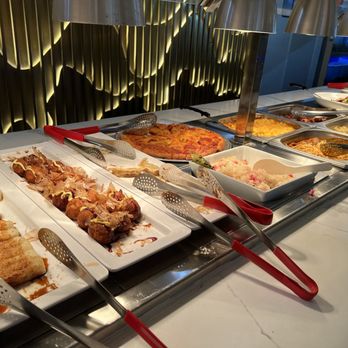 SEA & SKY FEAST BUFFET - Updated January 2025 - 415 Photos & 100 ...