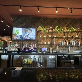 PUTTERY - Updated July 2025 - 571 Photos & 363 Reviews - 1818 ...