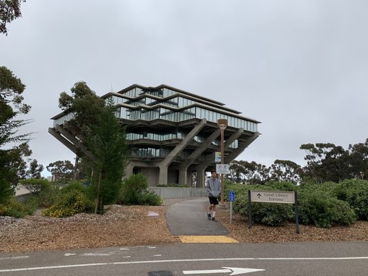 GEISEL LIBRARY - Updated December 2025 - 179 Photos & 75 Reviews - 9500 ...