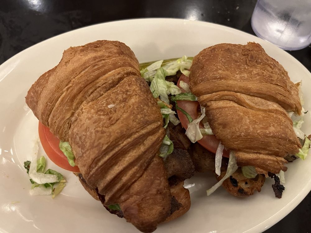 GRINDERS ABOVE AND BEYOND - Updated August 2025 - 30 Photos & 57 ...