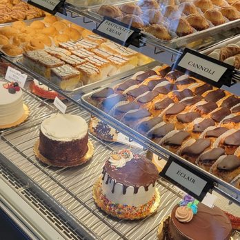 RISPOLI BAKERY - Updated February 2025 - 44 Photos & 44 Reviews - 1103 ...