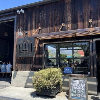 THIRD WINDOW BREWING - Updated November 2024 - 621 Photos & 349 Reviews ...