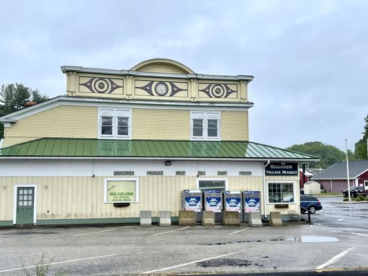 HIGGANUM VILLAGE MARKET - Updated December 2025 - 311 Saybrook Rd ...