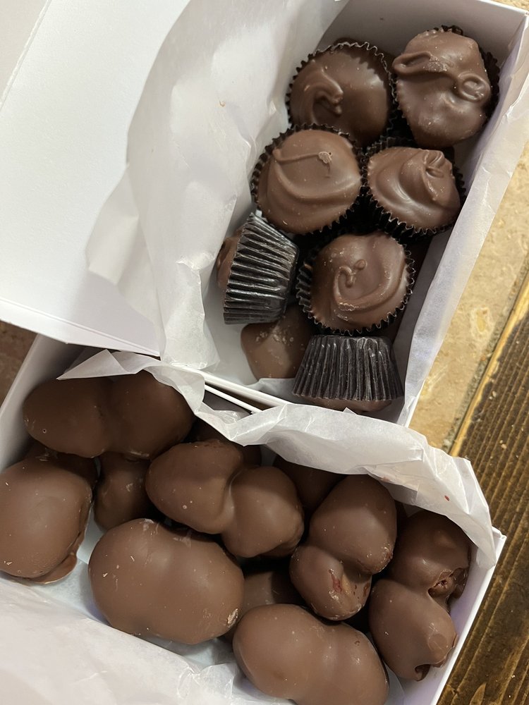 THE FUDGE SHOPPE - Updated May 2026 - 109 Photos & 90 Reviews - 461 US ...