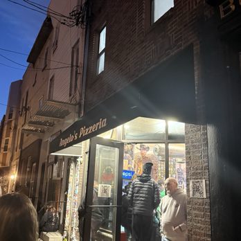 ANGELO’S PIZZERIA - Updated January 2025 - 1486 Photos & 993 Reviews ...