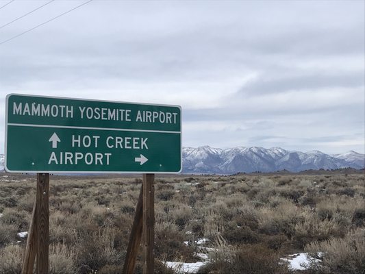 MAMMOTH YOSEMITE AIRPORT - 49 Photos & 40 Reviews - 1300 Airport Rd ...