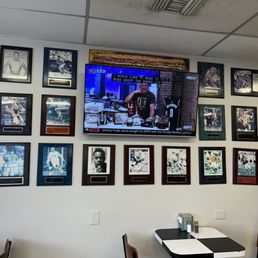 DAN’S SUPER SUBS - Updated January 2026 - 1000 Photos & 1931 Reviews ...