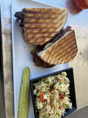 BREAKAWAY BISTRO - Updated December 2025 - 12 Photos & 17 Reviews - 195 ...