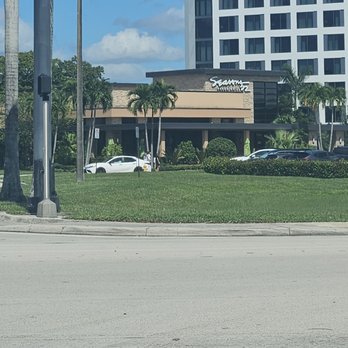 SEASONS 52 - Updated September 2025 - 754 Photos & 347 Reviews - 1862 ...