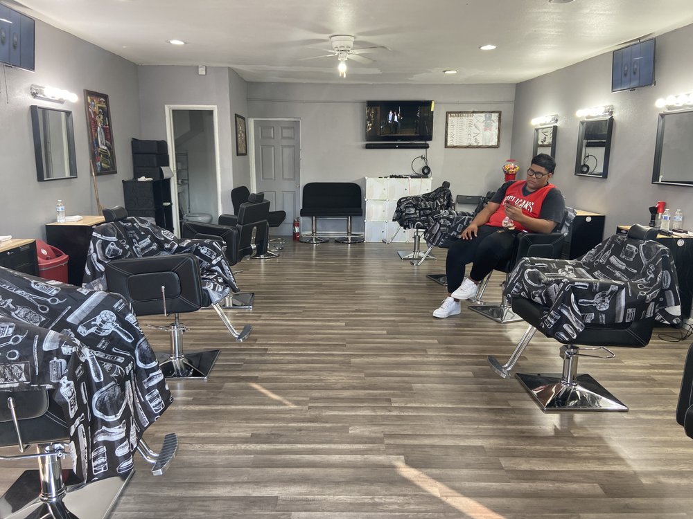 COMPTON HAIR MECHANICS - 11 Photos - Barbers - 4803 E Rosecrans Ave, E ...