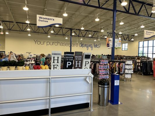 GOODWILL SUPERSTORE - Updated August 2025 - 20 Photos & 18 Reviews ...