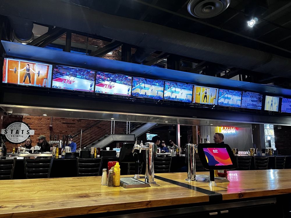 STATS BREWPUB - Updated January 2025 - 303 Photos & 707 Reviews - 300 ...