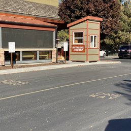 JAKERS BAR AND GRILL - Updated May 2025 - 132 Photos & 261 Reviews ...