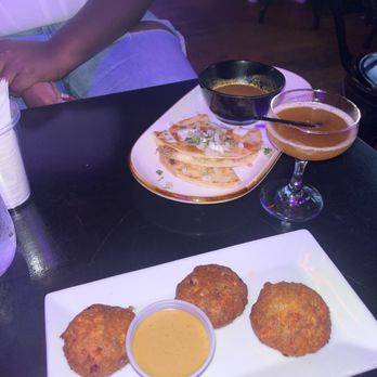 333 LOUNGE - Updated December 2025 - 218 Photos & 180 Reviews - 333 ...