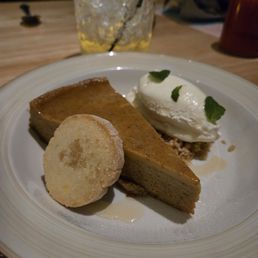 LENOX - Updated October 2025 - 205 Photos & 71 Reviews - 2510 1st Ave ...