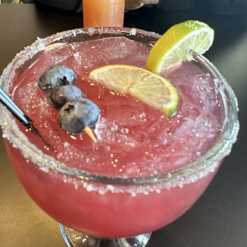 BEA’S KITCHEN & KOCKTAILS - Updated July 2025 - 50 Photos & 35 Reviews ...