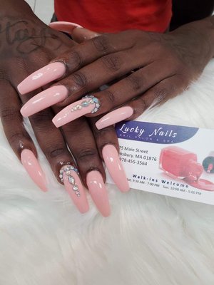 LUCKY NAILS - Updated Jun 2024 - 102 Photos & 28 Reviews - 1475 Main St ...