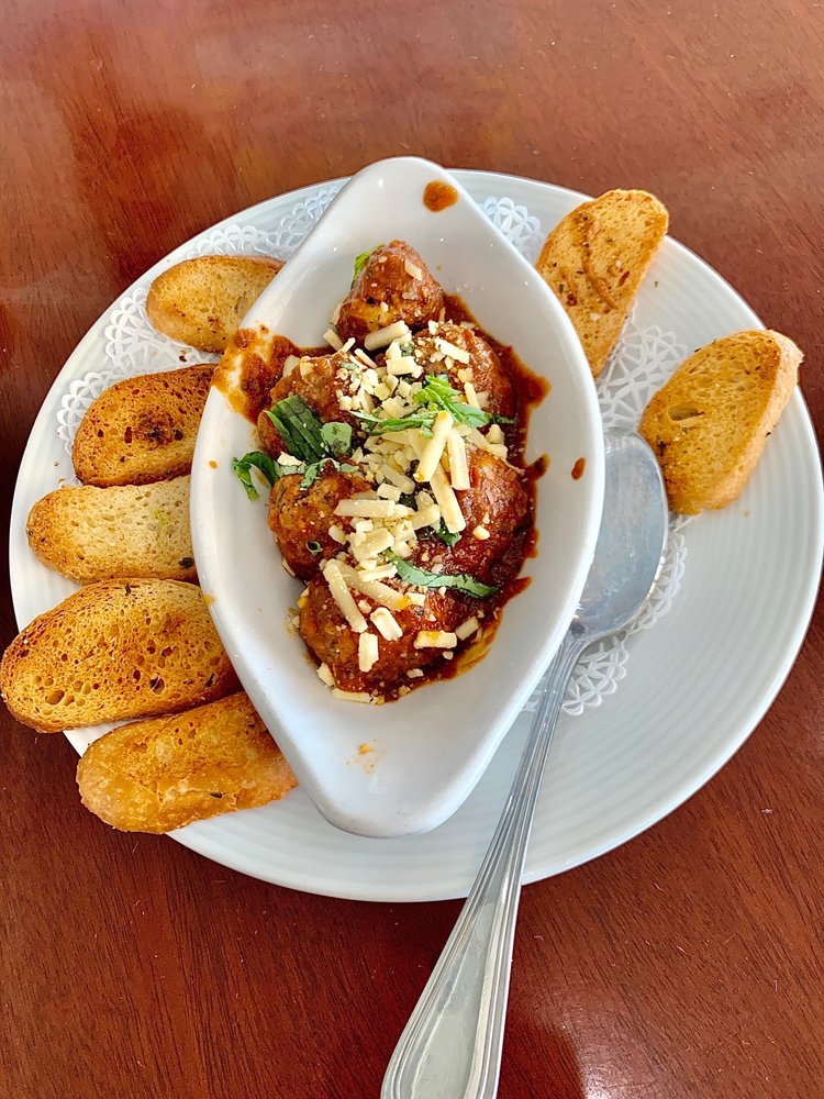 THE HANGAR RESTAURANT & FLIGHT LOUNGE - 461 Photos & 470 Reviews ...