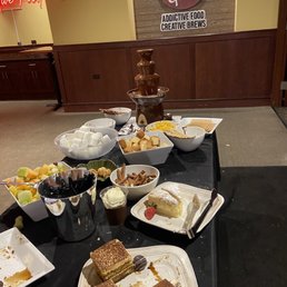 TAP HOUSE GRILL - Updated July 2025 - 264 Photos & 454 Reviews - 56 W ...