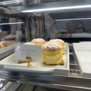 AUGUSTINE - Updated March 2025 - 288 Photos & 39 Reviews - 1377 Santana ...