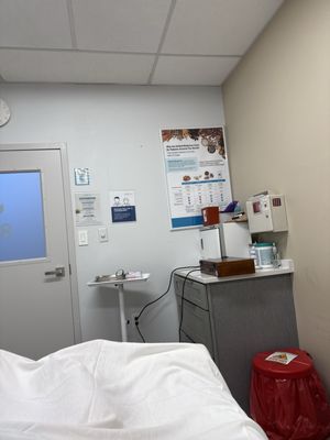 VUIM CLINIC - Updated December 2025 - 36 Photos & 43 Reviews - 1980 ...