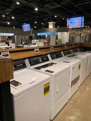 COLDER’S - Updated October 2025 - 44 Photos & 131 Reviews - 333 S 108th ...