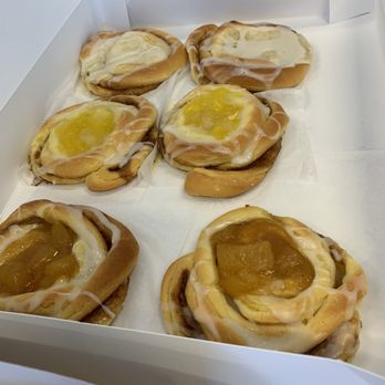 WILLIAMS BAKERY - Updated December 2025 - 18 Photos & 42 Reviews - 8084 ...