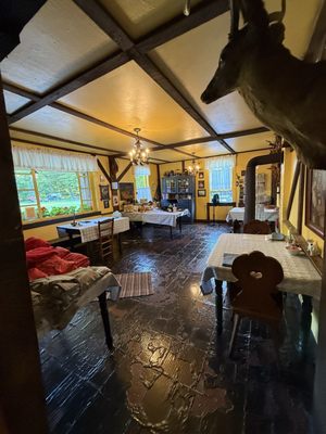 HELVETIA HUTTE RESTAURANT - Updated October 2025 - 86 Photos & 40 ...