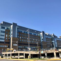 SUNNYBROOK HEALTH SCIENCES CENTRE - 75 Photos & 46 Reviews - 2075 ...