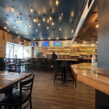 UNBRANDED TAVERN & KITCHEN - Updated October 2025 - 78 Photos & 35 ...