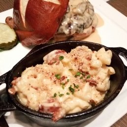 REPUBLIC GASTROPUB - Updated November 2025 - 484 Photos & 509 Reviews ...