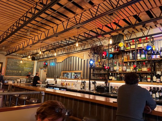 TRUSS AND TRESTLE DINER - Updated December 2024 - 95 Photos & 78 ...