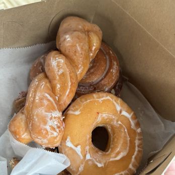 MAZZOA DONUTS - Updated January 2025 - 390 Photos & 458 Reviews - 5180 ...