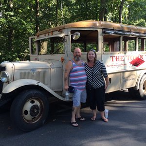 WOLF’S BUS LINES - Updated September 2025 - 15 Photos - 200 Old Us Rte ...