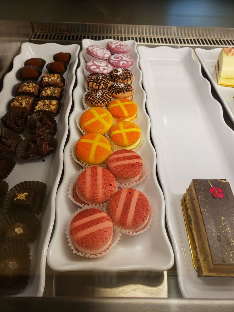 ORACLE CAFE 200 - Updated September 2025 - 200 Oracle Pkwy, Redwood ...