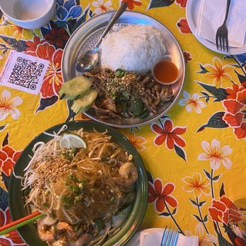 BANGRAK MARKET - Updated July 2024 - 3986 Photos & 1488 Reviews - 2319 ...