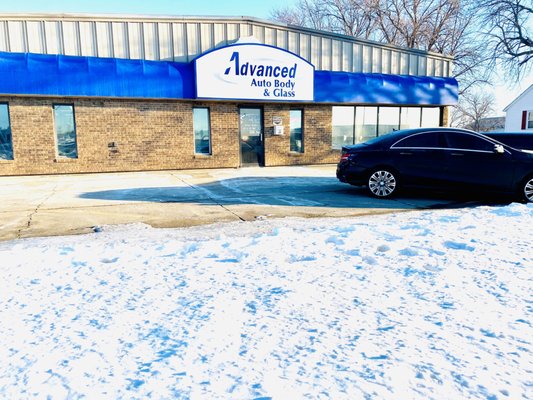 ADVANCED AUTO BODY & GLASS - Updated April 2025 - 28 Photos - 2220 Main ...