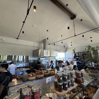 IL PARCO - Updated July 2024 - 145 Photos & 95 Reviews - 215 Lincoln ...