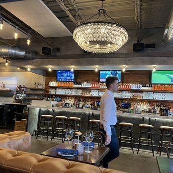 THE SINCLAIR - Updated December 2025 - 399 Photos & 332 Reviews - 1229 ...