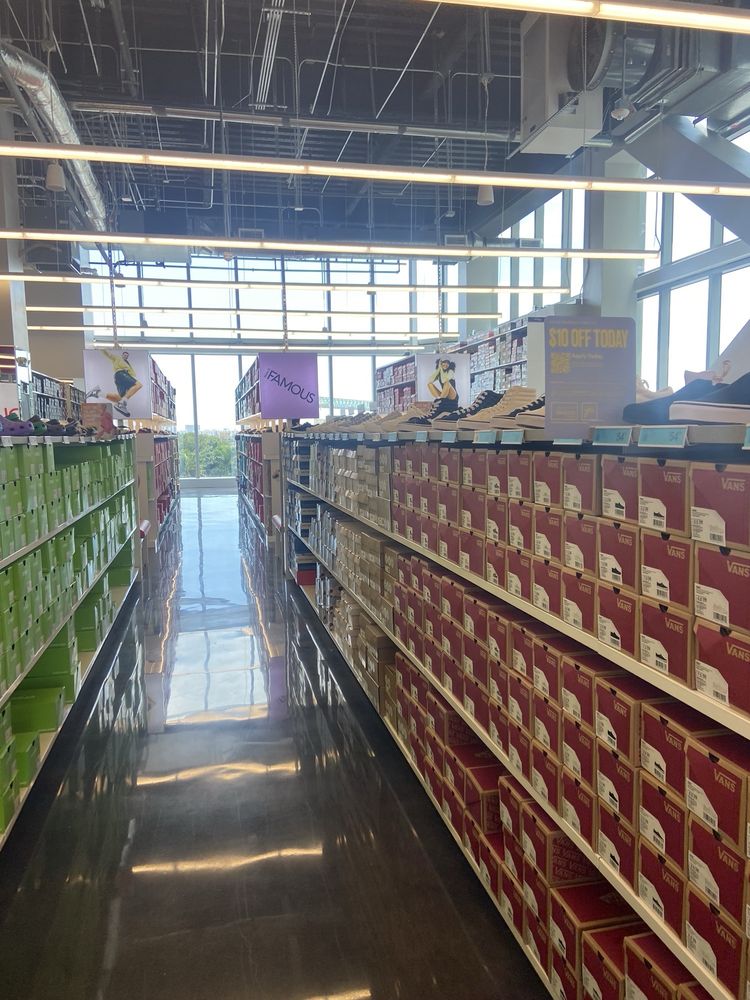 FAMOUS FOOTWEAR - Updated May 2025 - 1420 NW N River Dr, Miami, Florida ...