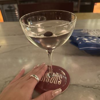 BISOUS - Updated July 2025 - 162 Photos & 76 Reviews - 938 W Fulton ...