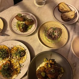 RESIDENTS CAFE & BAR - Updated October 2025 - 1833 Photos & 622 Reviews ...